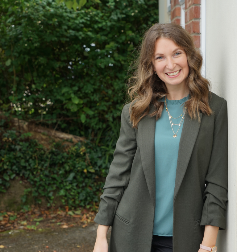 How to Stand Out in an Entrance School Interview - Bettering Youth